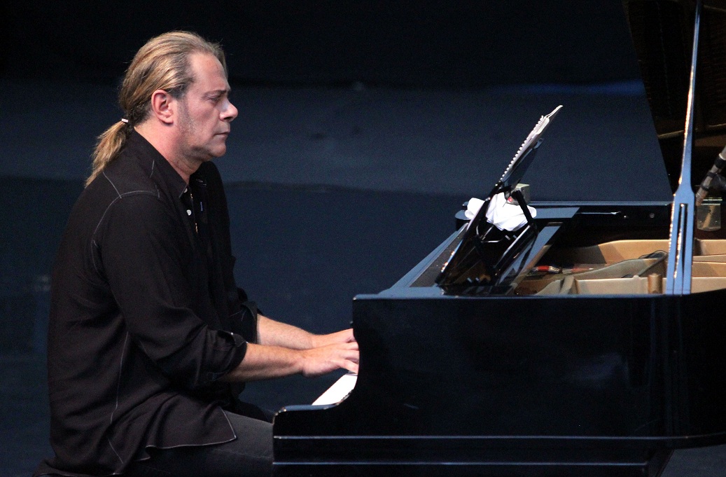 Δείτε τη σύζυγο του Στέφανου Κορκολή | Ι LOVE STYLE