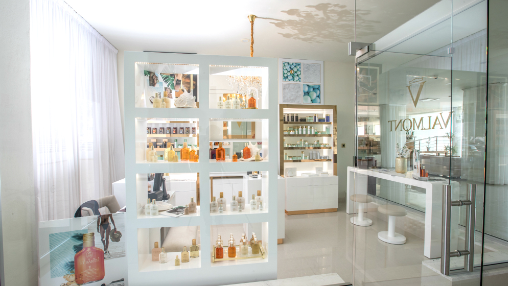 Vrissiana Beach Hotel: Απέκτησε την δικιά της Valmont Boutique & Spa ...