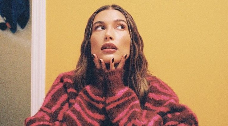 Hailey Bieber: Η συνταγή της για pizza έγινε viral στο tik tok! [βίντεο ...