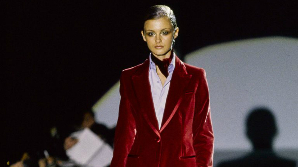 Επέστρεψε το πιο iconic κουστούμι στην πασαρέλα του οίκου Tom Ford | Ι ...