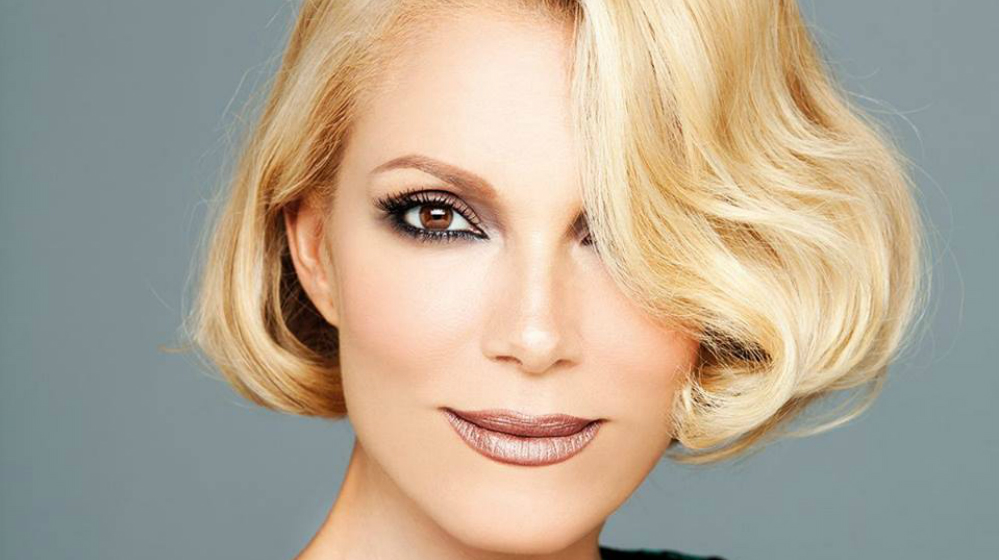 Radiant Professional: H επαγγελματική μάρκα μακιγιάζ και περιποίησης ...