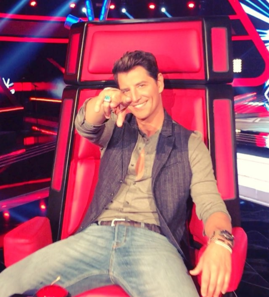 Η πιο ανατρεπτική διεκδίκηση του Σάκη Ρουβά στο "The Voice" | Ι LOVE STYLE