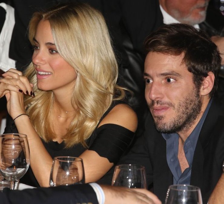 Δούκισσα Νομικού - Δημήτρης Θεοδωρίδης: Το πρωτότυπο “save the date ...