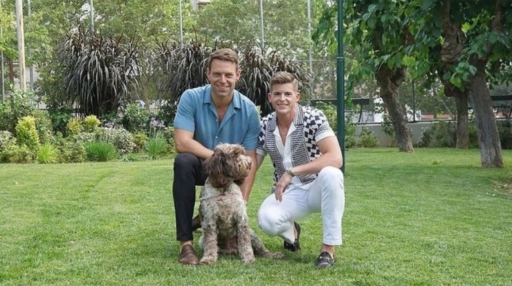 Στέφανος Κασσελάκης - Tyler: Το πάρτι γενεθλίων που έκαναν στον σκύλο ...