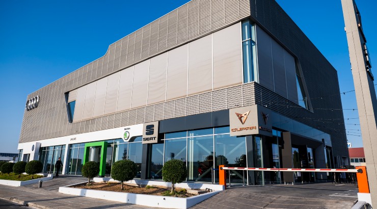 Η Unicars υποδέχτηκε τα μέσα μαζικής επικοινωνίας στον μεγαλύτερο ...