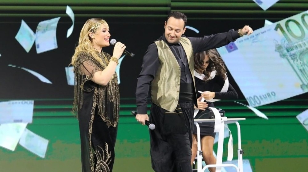 Μαυρίκιος - Ιλάειρα: Τραγούδησαν τα "Ριάλια" στο stage του "J2US" και κέρασαν τους κριτές ...